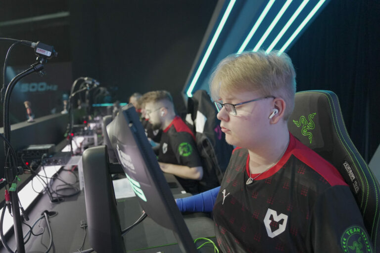 Counter-Strike